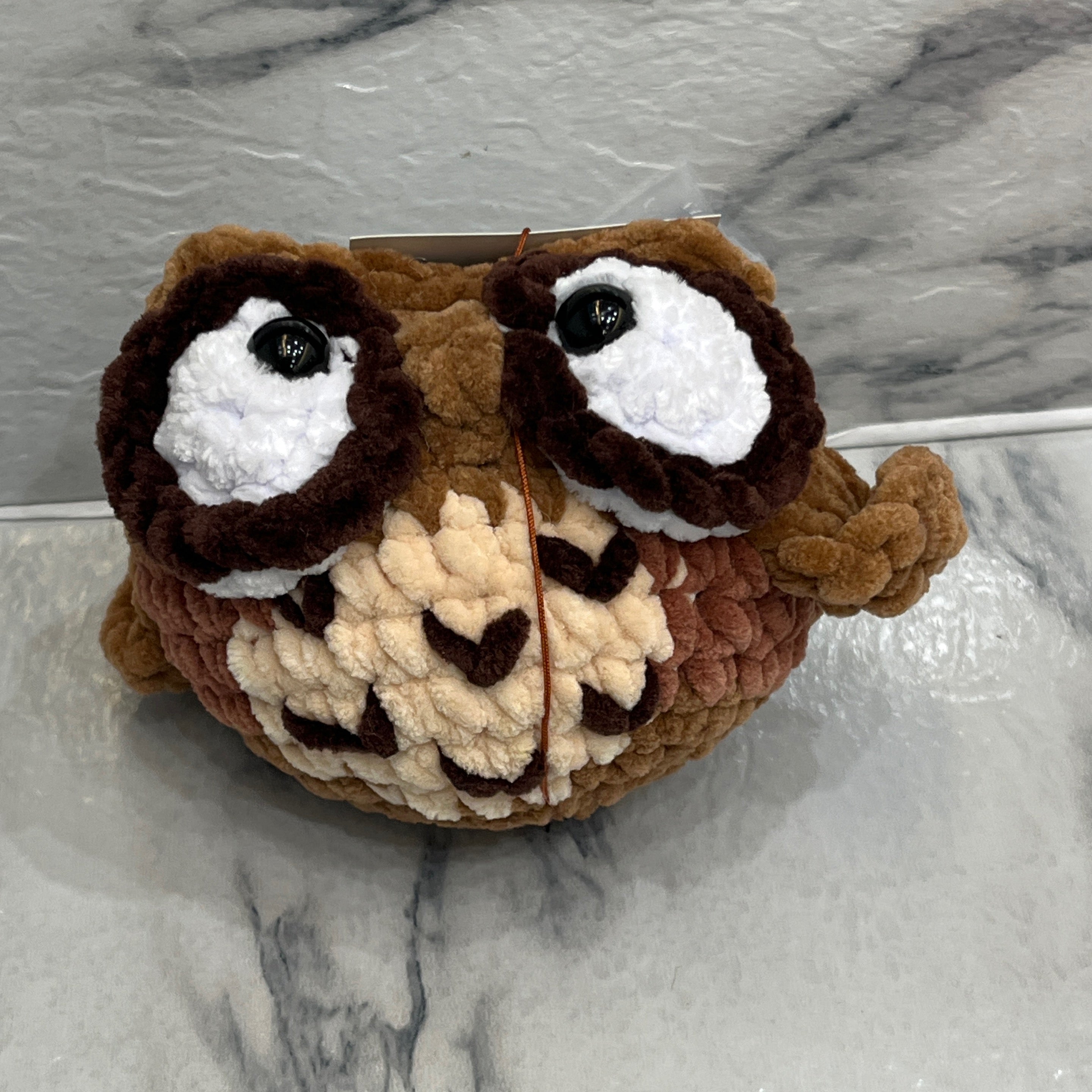 Owl crochet plush – Beetlebug Art Collective